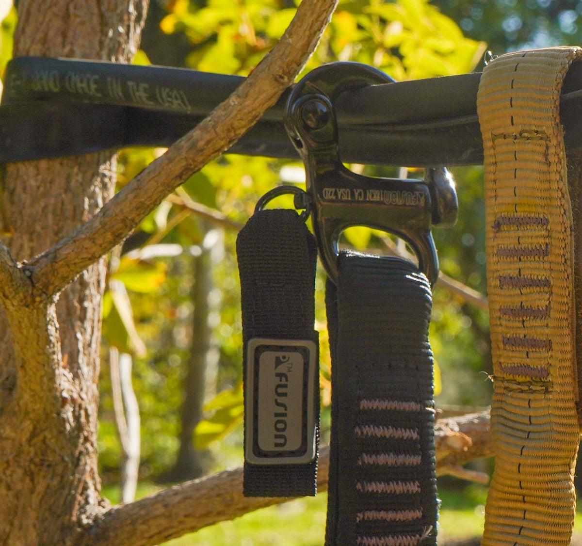 SNAP SHACKLE for Climbing & Sailing | Strong & Secure – Fusion Climb